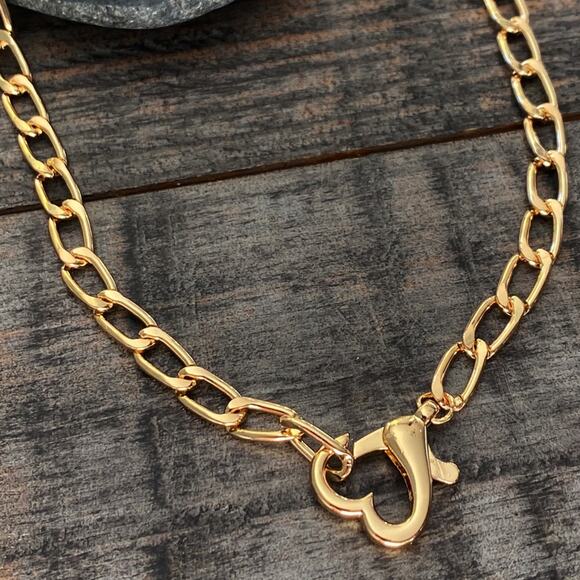 Free People | Jewelry | New Gold Heart Chain Link Necklace | Poshmark